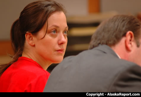 Mechele Linehan looking at Gullufsen